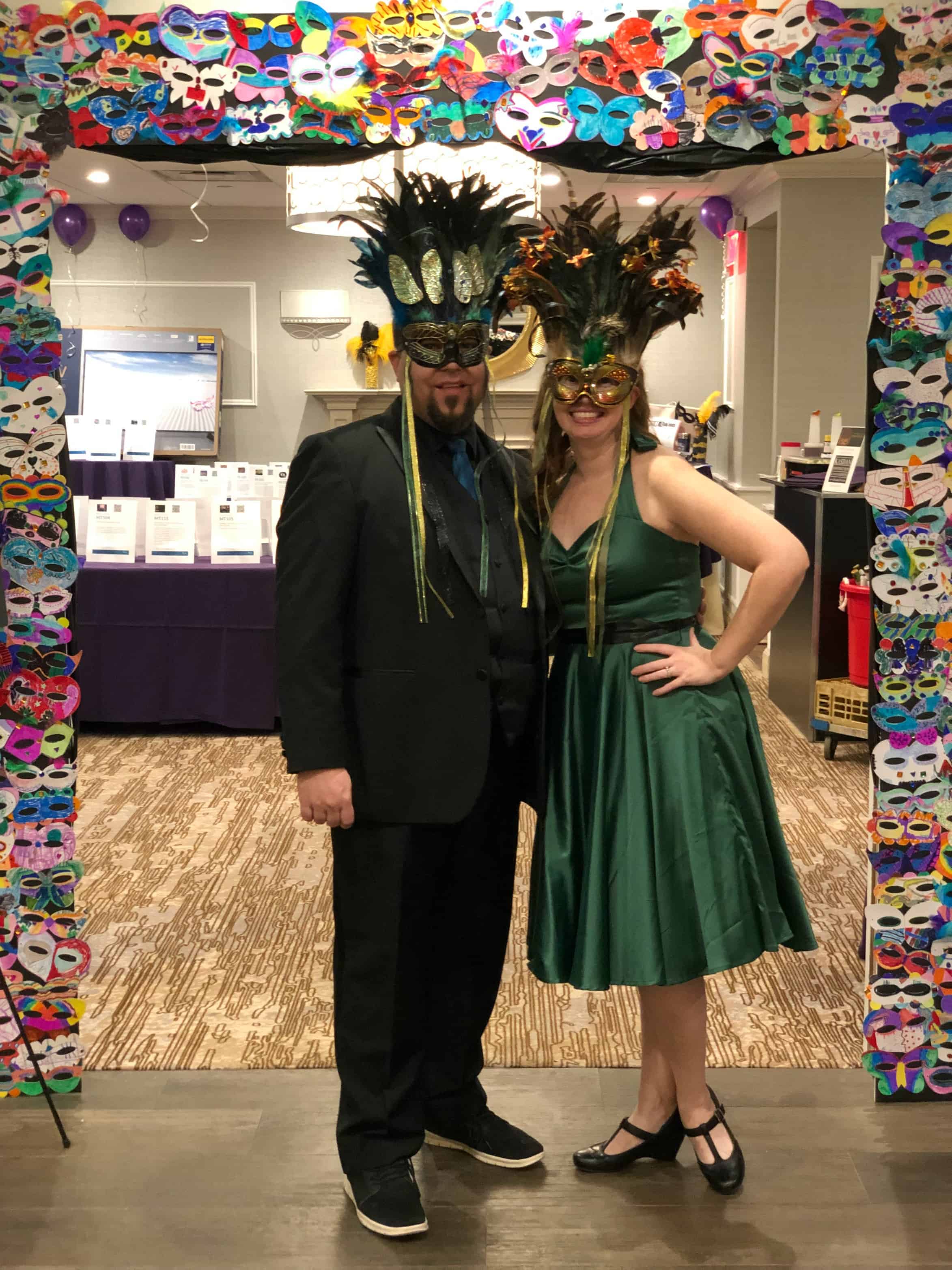 DIY Masquerade Archway - Suburban Wife, City Life